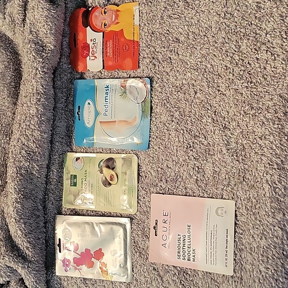 varied | Other | Four Varied Face Mask And One Foot Mask | Poshmark